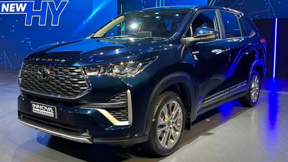 Toyota Innova Hycross : Highcross VX(O) ਟ੍ਰਿਮ ਦੇ ਆਉਣ ਨਾਲ ਹੀ ਵਧੀ ਇਸ ਕਾਰ ...