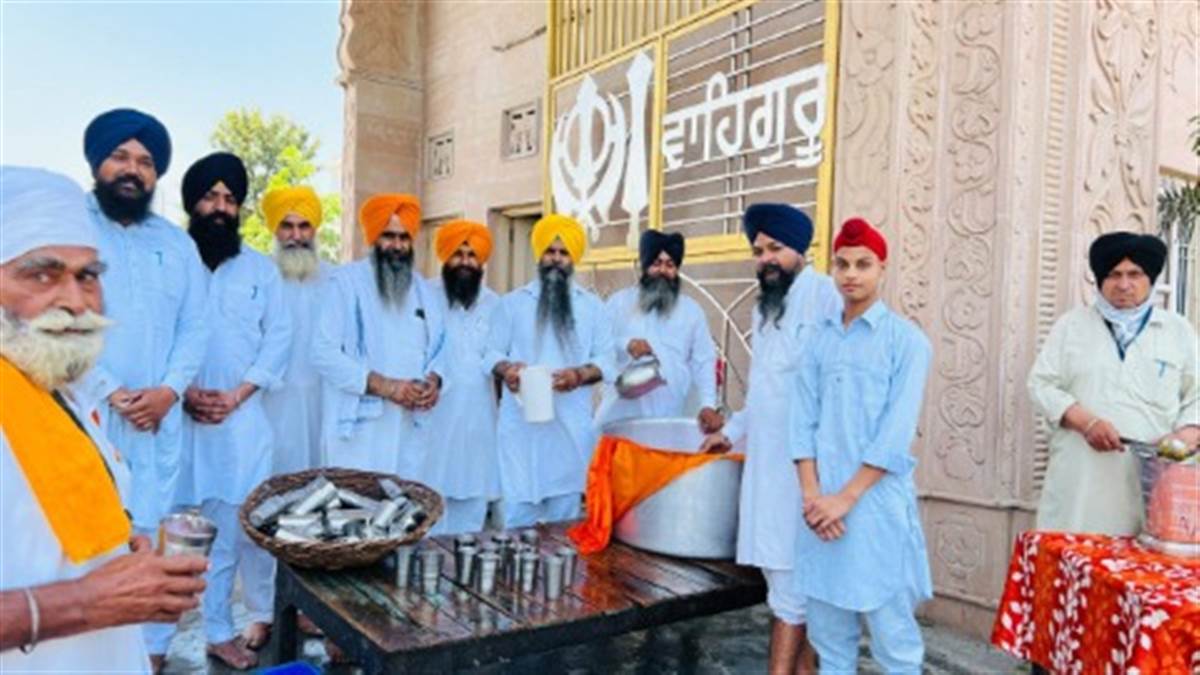 ਗੁਰਦੁਆਰਾ ਸ੍ਰੀ ਅੱਚਲ ਸਾਹਿਬ ਵਿਖੇ ਸ੍ਰੀ ਗੁਰੂ ਅਰਜਨ ਦੇਵ ਜੀ ਦਾ ਸ਼ਹੀਦੀ ਦਿਹਾੜਾ ...