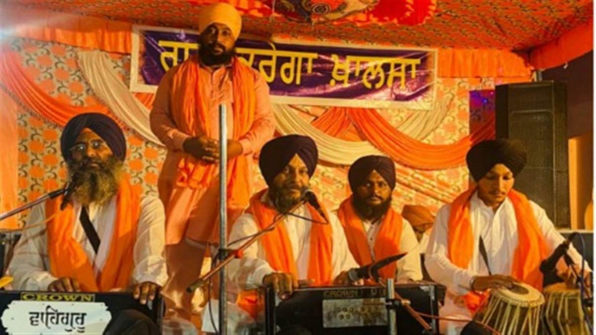 ਡੇਰਾ ਬਾਬਾ ਨਾਨਕ ਦੇ ਵੱਖ-ਵੱਖ ਪਿੰਡਾਂ ਵਿੱਚ ਬਾਬਾ ਸ਼੍ਰੀਚੰਦ ਜੀ ਦਾ ਜਨਮ ਦਿਹਾੜਾ ...