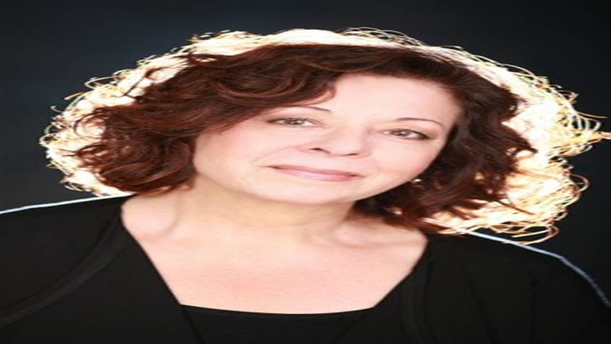 ਸਿੰਗਾਪੁਰ ’ਚ ਭਾਰਤਵੰਸ਼ੀ ਨਾਵਲਕਾਰ ਮੀਰਾ ਚੰਦ ਨੂੰ ਮਿਲਿਆ ਕਲਾ ਸਨਮਾਨ, 80 ਹਜ਼ਾਰ ...