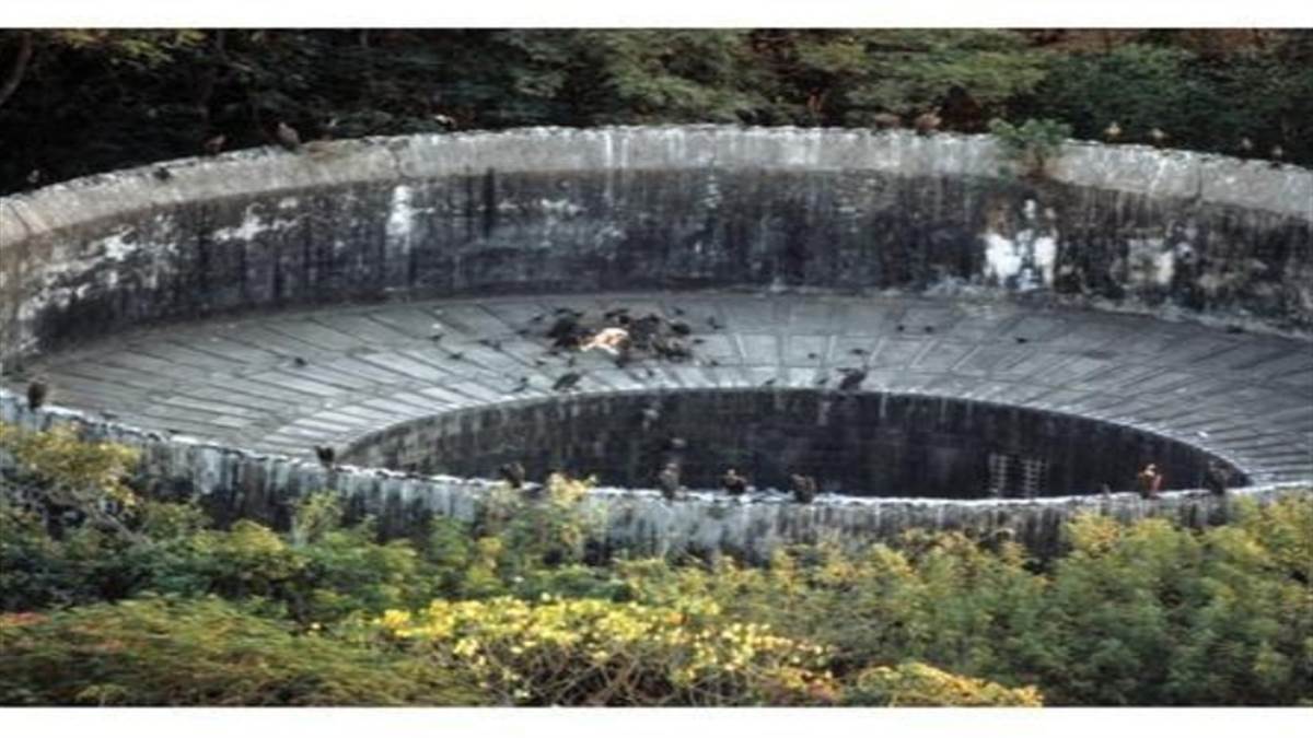 Parsi Funeral Rituals: ਕਿਵੇਂ ਵੱਖਰੀਆਂ ਹਨ ਪਾਰਸੀ ਧਰਮ ਦੀਆਂ ਅੰਤਿਮ ਸਸਕਾਰ ਦੀਆਂ ...