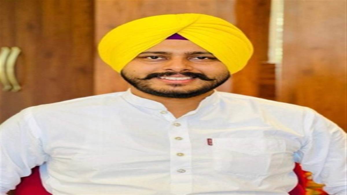 ਵਿਧਾਇਕ ਸ਼ੈਰੀ ਕਲਸੀ ਦੀ ਅਗਵਾਈ ਹੇਠ ਬਟਾਲਾ ਦੇ ਵਿਕਾਸ ਕਾਰਜ ਜੰਗੀ ਪੱਧਰ 'ਤੇ ...