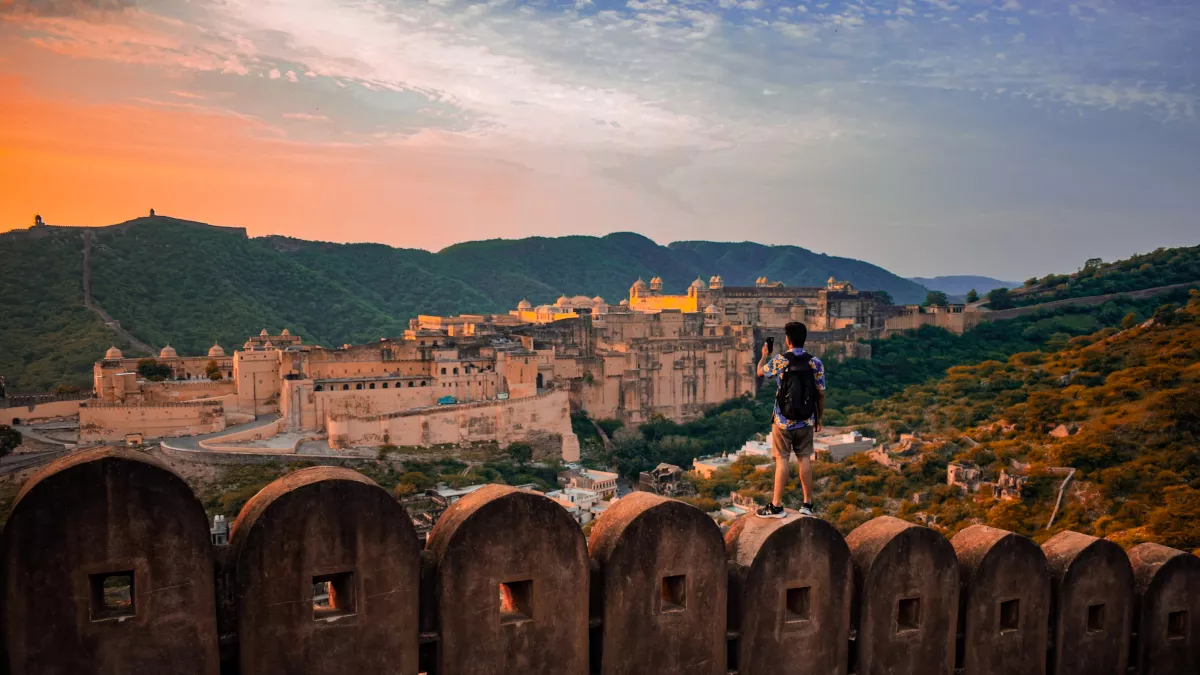 Amer Fort : ਰਾਜਪੂਤ ਪਰਿਵਾਰਾਂ ਦੀ ਕਹਾਣੀ ਦੱਸਦਾ ਹੈ ਆਮੇਰ ਕਿਲ੍ਹਾ, ਘੁੰਮਣ ਲਈ ਸਭ ...