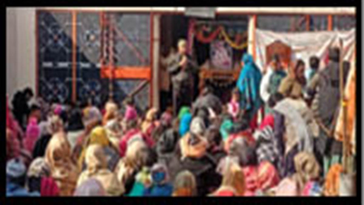 ਸੁਆਮੀ ਪ੍ਰਕਾਸ਼ਾ ਨੰਦ ਸੰਨਿਆਸ ਆਸ਼ਰਮ ਕਾਹਲਵਾਂ ਵਿਖੇ ਮਨਾਇਆ ਮਾਘੀ ਦਾ ਦਿਹਾੜਾ ...