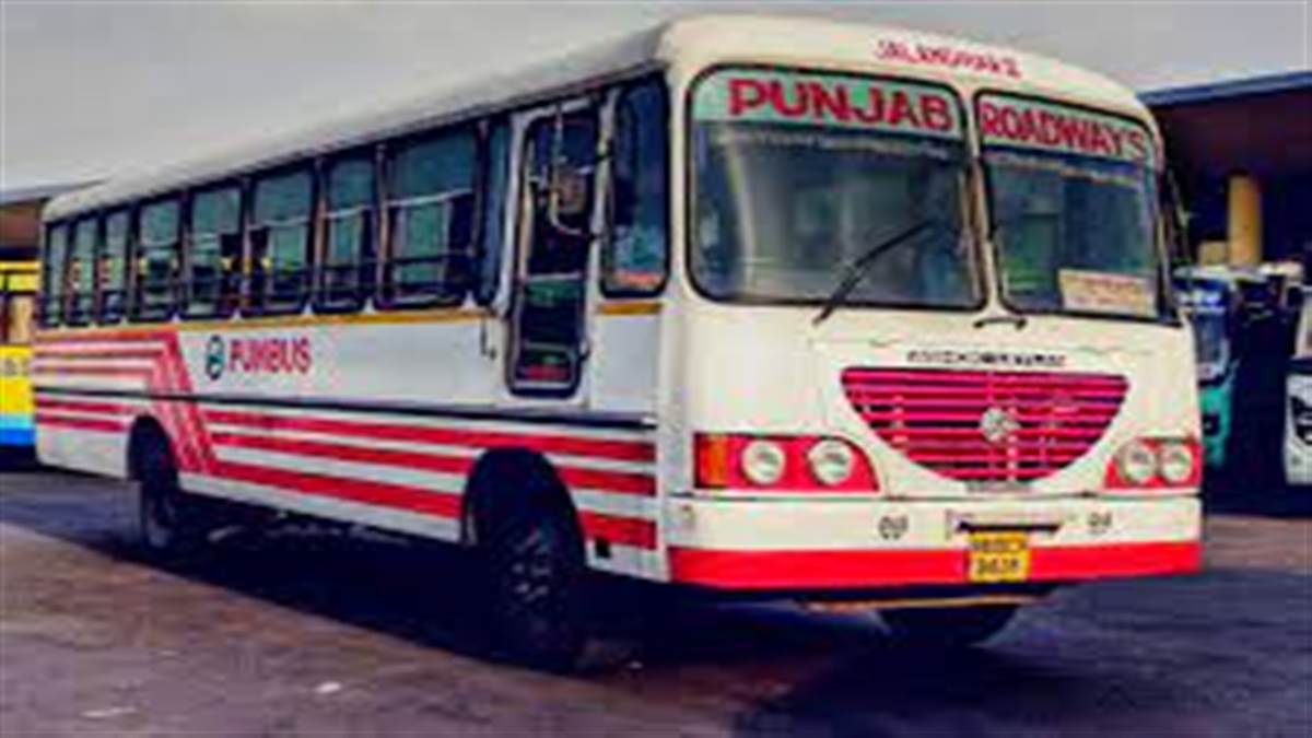 ਪੰਜਾਬ 'ਚ ਨਿਰਵਿਘਨ ਚੱਲ ਰਹੀਆਂ ਪੰਜਾਬ ਰੋਡਵੇਜ਼, ਪਨਬੱਸ ਅਤੇ ਪੀਆਰਟੀਸੀ ਦੀਆਂ ਬੱਸਾਂ ...