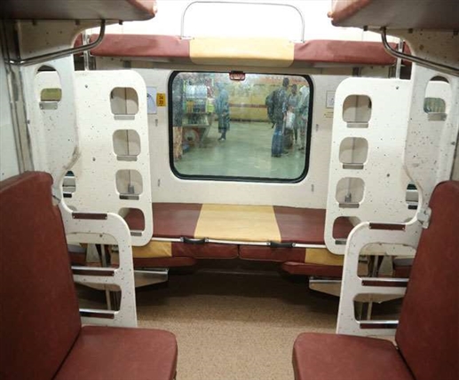 ਮੁੰਬਈ-ਦਿੱਲੀ ਰਾਜਧਾਨੀ ਐਕਸਪ੍ਰੈੱਸ ਨੂੰ ਮਿਲੇ ਤੇਜਸ ਸਮਾਰਟ ਕੋਚ, ਸਮਾਰਟ ਸਹੂਲਤਾਂ ...