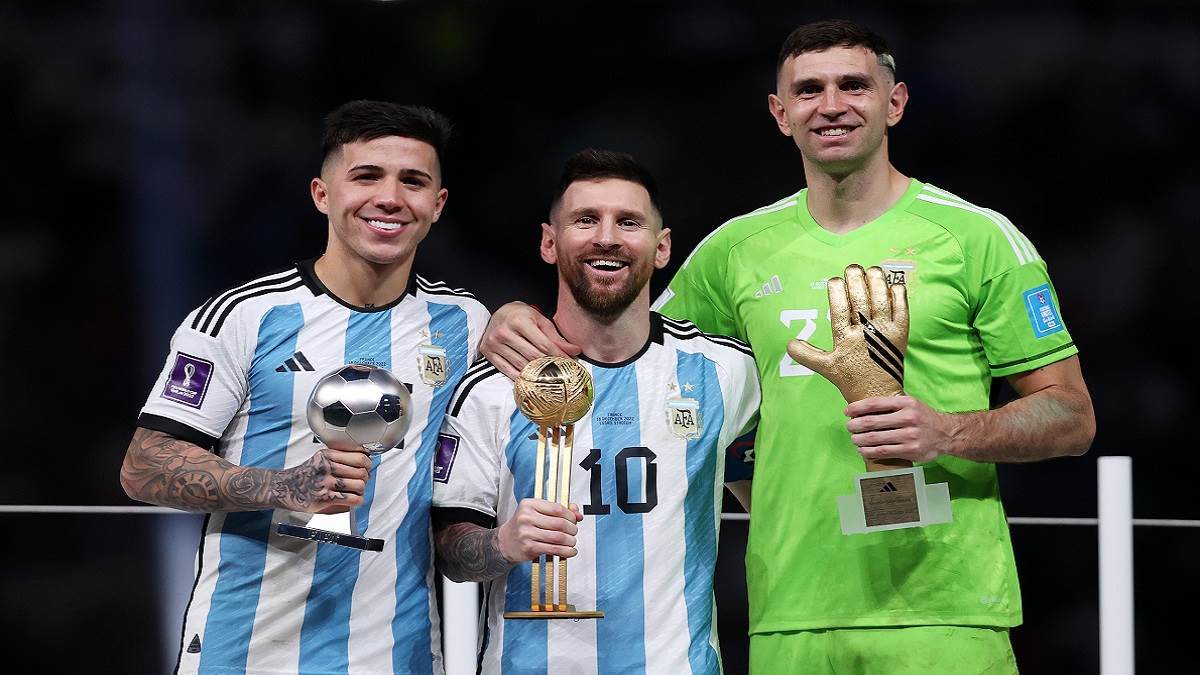 Fifa World Cup Awards: ਮੈਸੀ ਨੇ ਜਿੱਤਿਆ ਗੋਲਡਨ ਬਾਲ ਤੇ ਐਮਬਾਪੇ ਨੇ ਗੋਲਡਨ ਬੂਟ ...