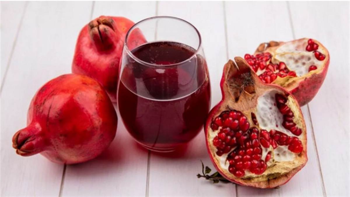 Pomegranate Juice : ਬਿਨਾਂ ਜੂਸਰ ਦੇ ਇੰਝ ਬਣਾਓ ਅਨਾਰ ਦਾ ਜੂਸ, ਦੇਖੋ VIDEO ...