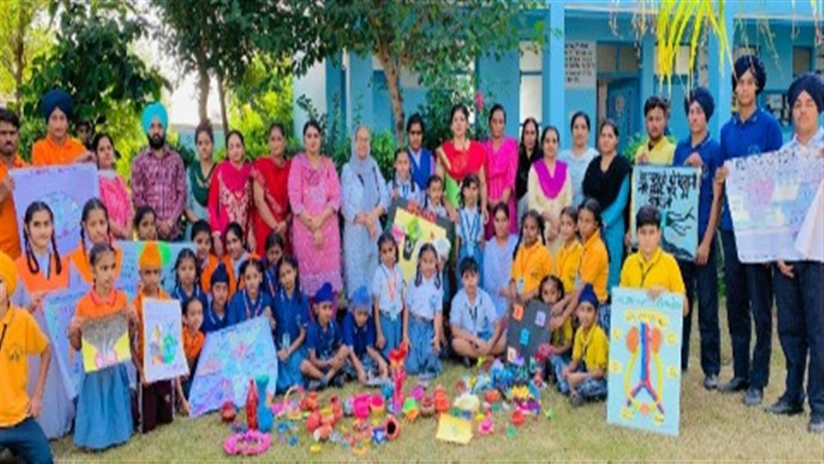 ਸਕੂਲ ਨੇ ਅਨੋਖੇ ਢੰਗ ਨਾਲ ਮਨਾਈ ਦੀਵਾਲੀ - Diwali was celebrated in a unique ...