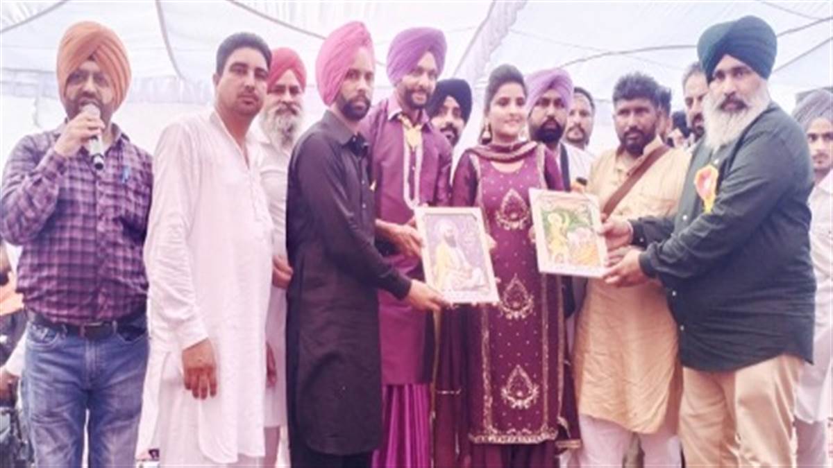 ਪੀਰ ਬਾਬਾ ਰੋਸ਼ਨ ਸ਼ਾਹ ਦਾ ਮੇਲਾ ਤੇ ਭੰਡਾਰਾ ਕਰਵਾਇਆ - Pir Baba Roshan Shah ...