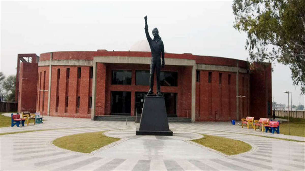 Shaheed-e-Azam : ਇਨਕਲਾਬੀਆਂ ਦਾ ਰਾਹ ਦਸੇਰਾ ਭਗਤ ਸਿੰਘ - Shaheed Bhagat Singh ...