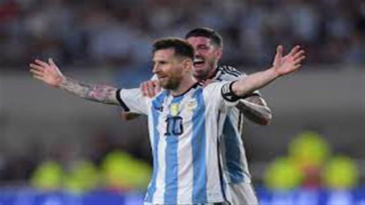 ਲਿਓਨ ਮੈਸੀ ਨੋੇ ਫ੍ਰੀ ਕਿੱਕ ਲਾ ਕੇ ਪੇਸ਼ੇਵਰ ਖੇਡ 'ਚ ਆਪਣਾ 800ਵਾਂ ਗੋਲ ਕੀਤਾ ਪੂਰਾ ...