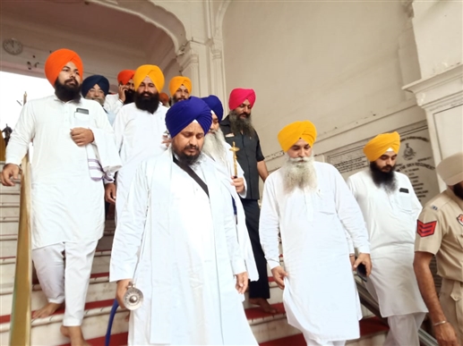 ਸ੍ਰੀ ਅਕਾਲ ਤਖ਼ਤ ਸਾਹਿਬ 'ਤੇ ਸਿੱਖ ਸੰਪਰਦਾਵਾਂ ਦੀ ਇਕੱਤਰਤਾ ਸ਼ੁਰੂ - Gathering of ...