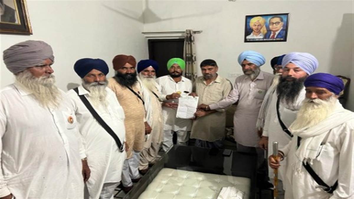 ਧੁਸੀ ਬੰਨ੍ਹ ਨੂੰ ਲੱਗੀ ਢਾਹ ਰੋਕਣ ਲਈ ਵਿਧਾਇਕ ਨੂੰ ਦਿੱਤਾ ਮੰਗ ਪੱਤਰ - Memorandum ...
