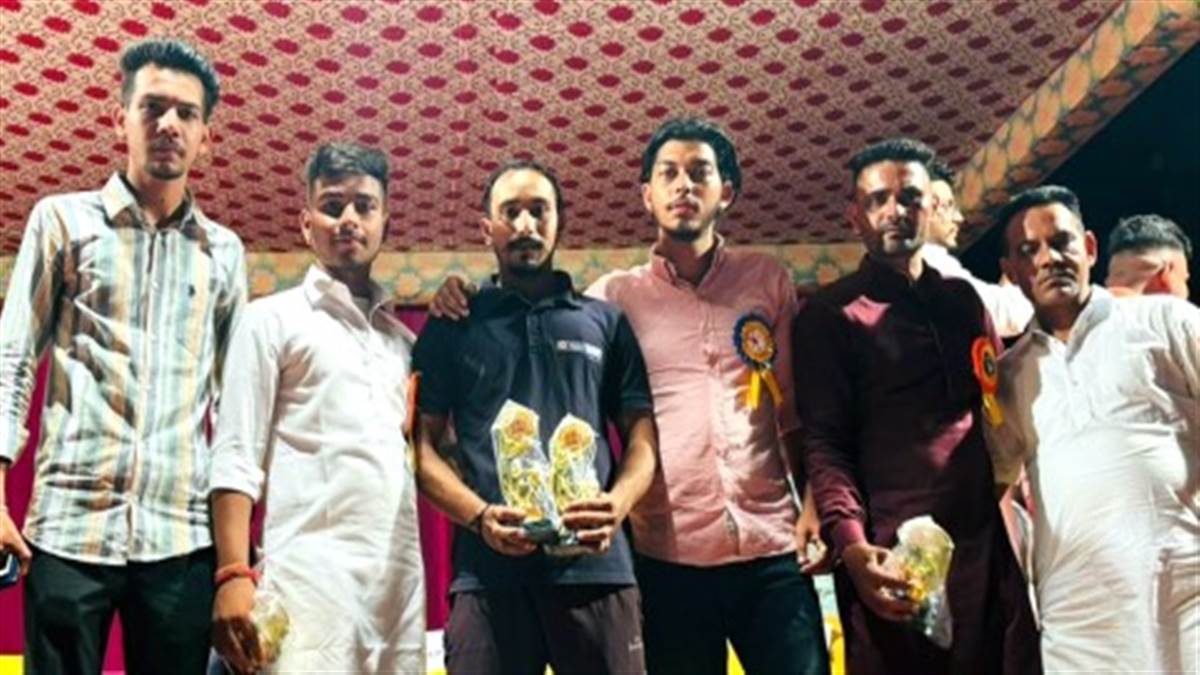 ਕਬੱਡੀ ਦੀ ਵਧੀਆ ਕੋਚਿੰਗ ਲਈ ਜੁਲਫਾਨ ਖਾਨ ਫਾਨੀ ਸਨਮਾਨਿਤ - Julfan Khan Fani ...