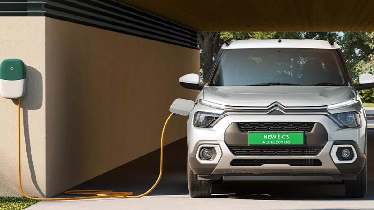 Citroen eC3 ਇਲੈਕਟ੍ਰਿਕ ਹੈਚਬੈਕ ਕਾਰ ਲਾਂਚ, ਸਿੰਗਲ ਚਾਰਜ 'ਤੇ ਮਿਲੇਗੀ 320 ...
