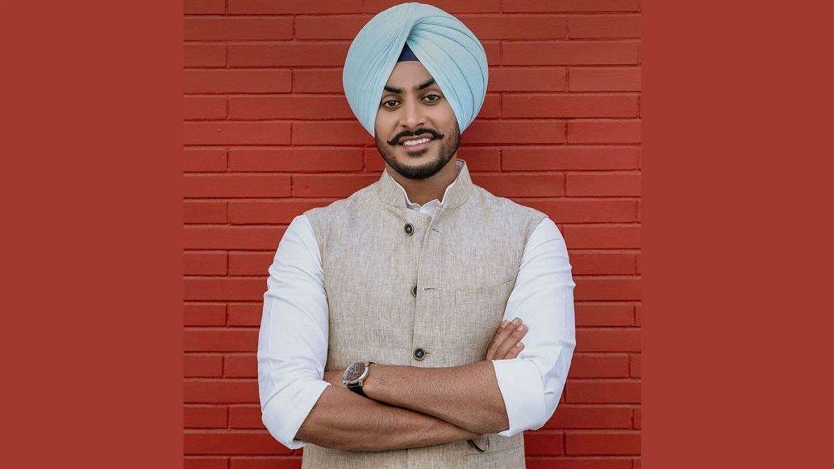 ਮਸ਼ਹੂਰ ਗਾਇਕ ਰਾਜਵੀਰ ਜਵੰਦਾ ਦਾ ਹੋਇਆ ਭਿਆਨਕ ਐਕਸੀਡੈਂਟ, ਹਾਲਤ ਗੰਭੀਰ - Famous ...