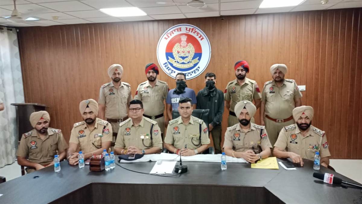 Barnala Crime : ਨਕਲੀ ਦੇਸੀ ਘਿਓ ਤੇ ਤੇਲ ਬਣਾਉਣ ਵਾਲੇ ਪਿਓ-ਪੁੱਤ ਗ੍ਰਿਫ਼ਤਾਰ ...
