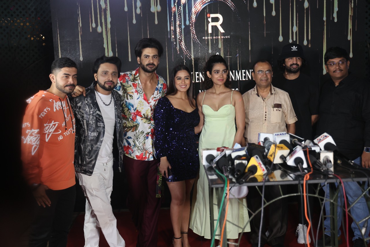 ਦਰਦ-ਏ-ਦਿਲ ਨੂੰ ਬਿਆਨ ਕਰਦਾ ਗੀਤ 'ਦੁਆਏ' ਯਾਦ ਕਰਵਾਏਗਾ ਤੁਹਾਡਾ ਪਿਆਰ - The song ...