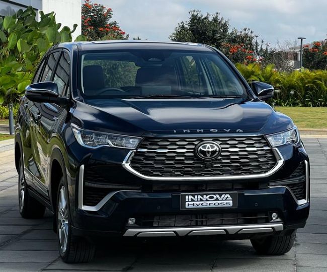 Toyota Innova Hycross : Highcross VX(O) ਟ੍ਰਿਮ ਦੇ ਆਉਣ ਨਾਲ ਹੀ ਵਧੀ ਇਸ ਕਾਰ ...